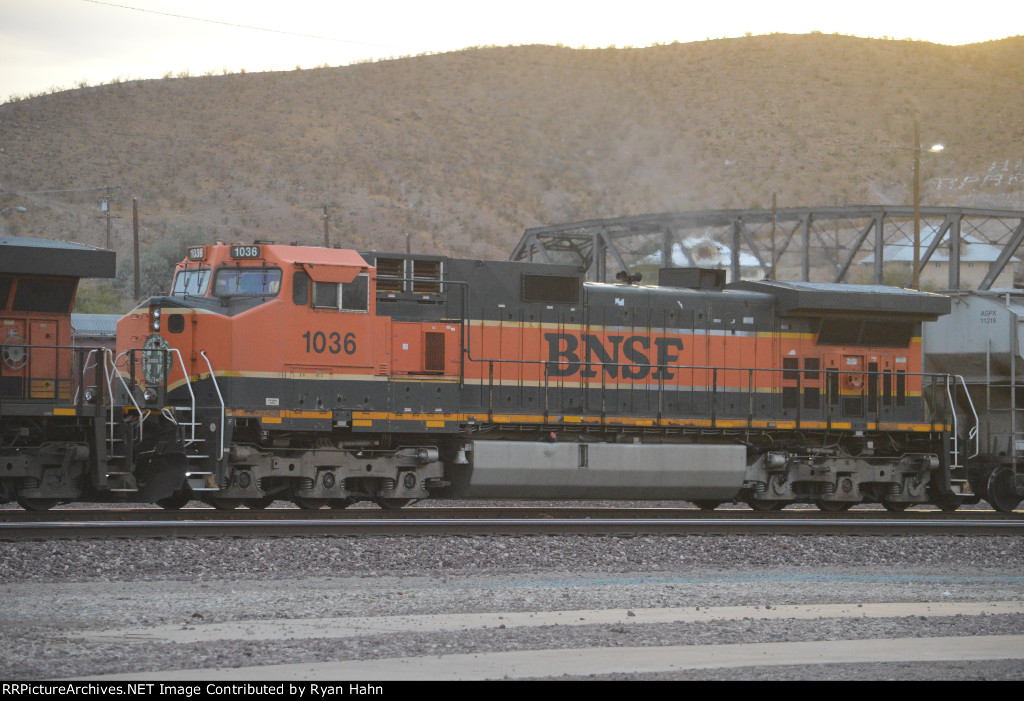 BNSF H1 Dash 9 1036 on a Grain Train